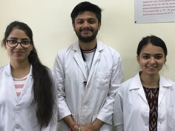 SMVDU Students Bag Best Poster Presentation Award – Shri Mata Vaishno ...