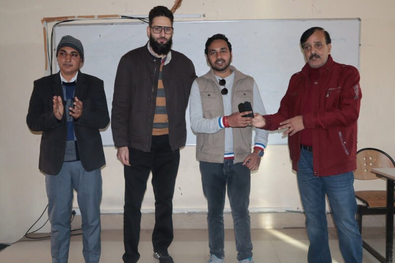 SMVDU Alumnus from IIM Interacts with students – Shri Mata Vaishno Devi ...